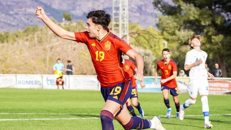 Cien promesas del fútbol gallego a seguir de cara al año 2026