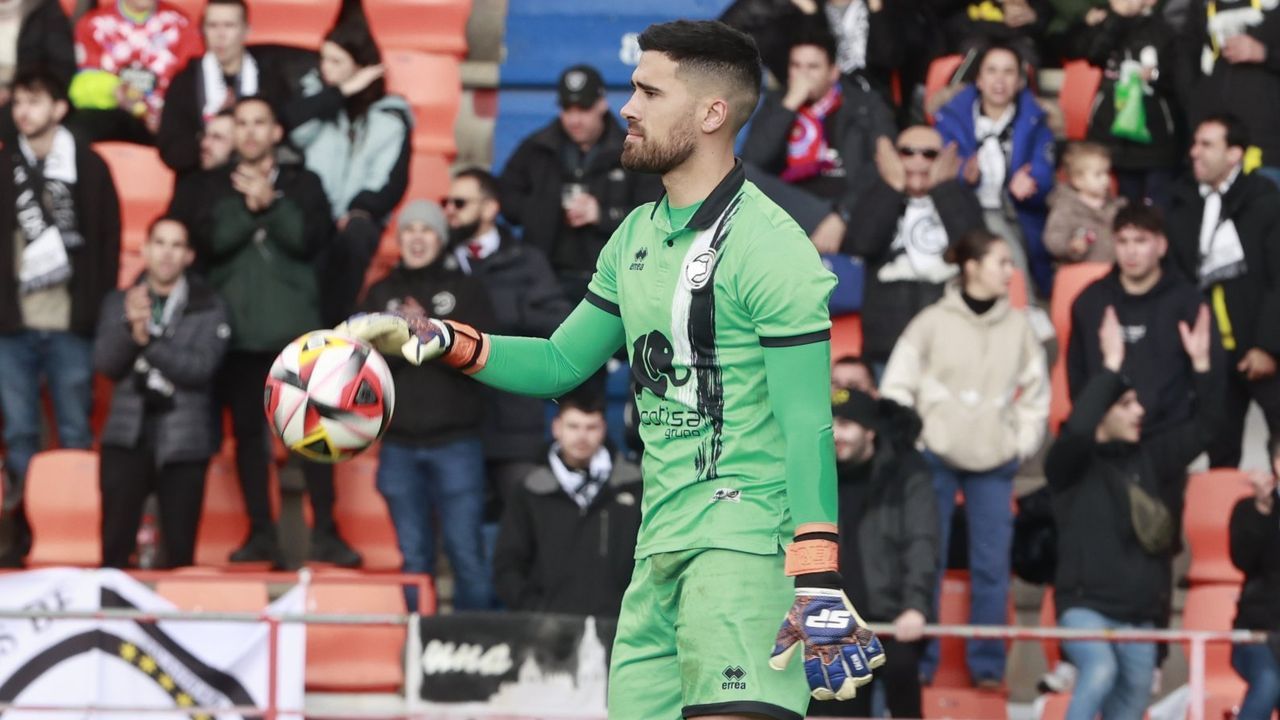 Pablo Cacharrón vuelve al Lugo para cumplir un sueño