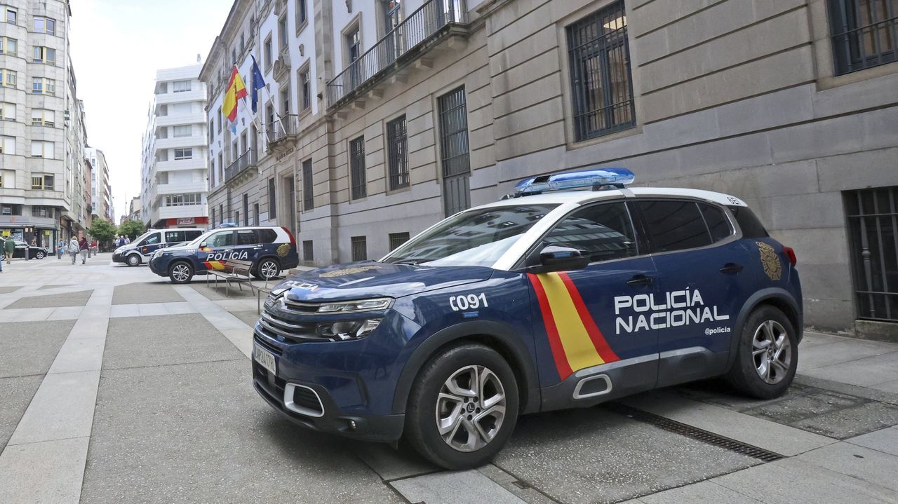 Roba un perfume de Versace y otro de Paco Rabanne y pierde el móvil al ...