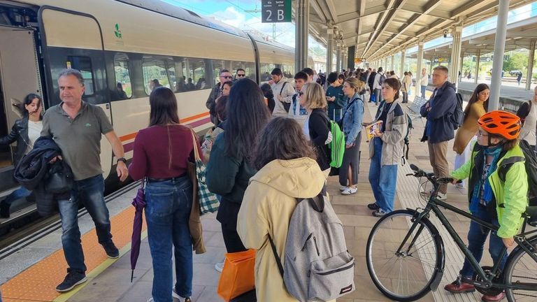 Renfe transportó cerca de 542.000 viajeros en los nuevos trenes de alta ...