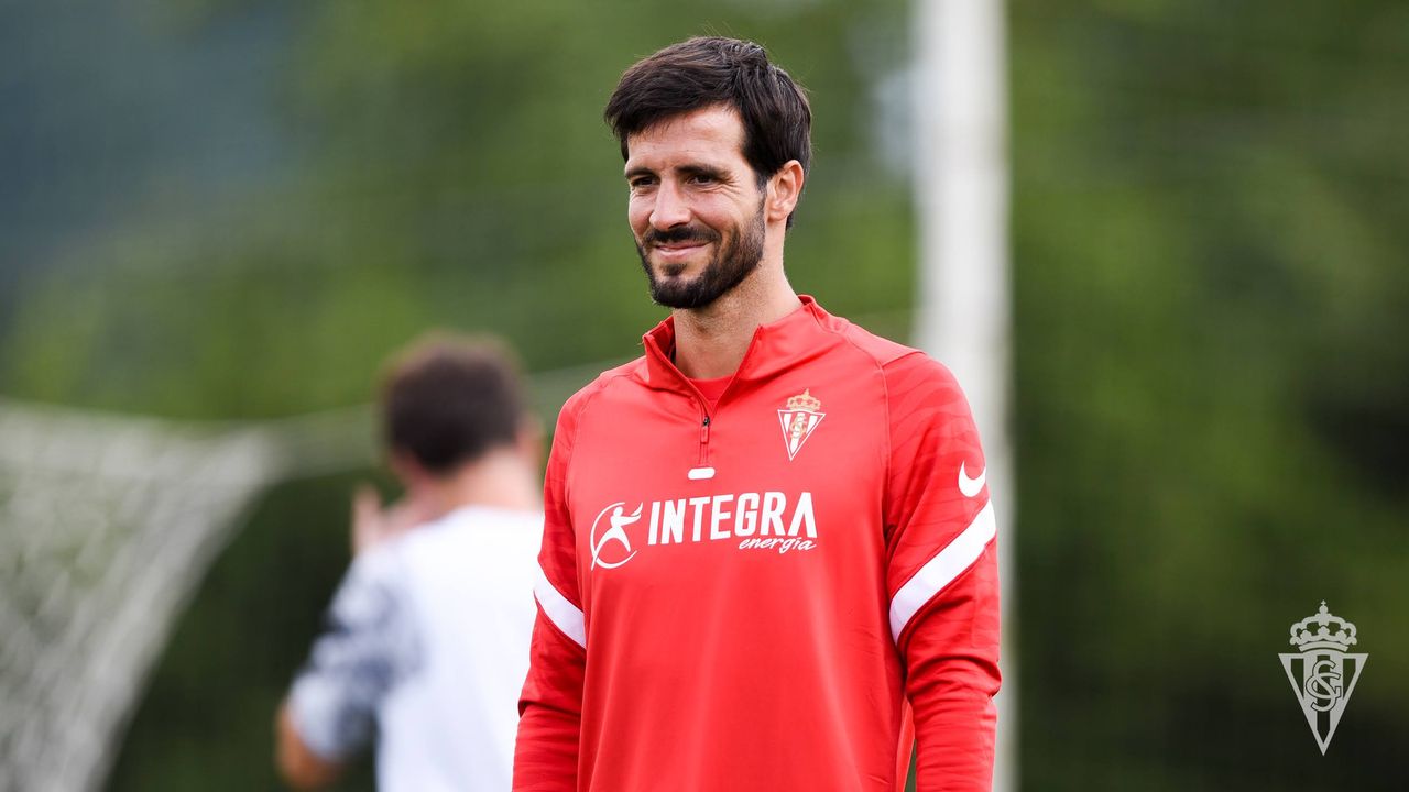 Marc Valiente confirma su salida del Sporting