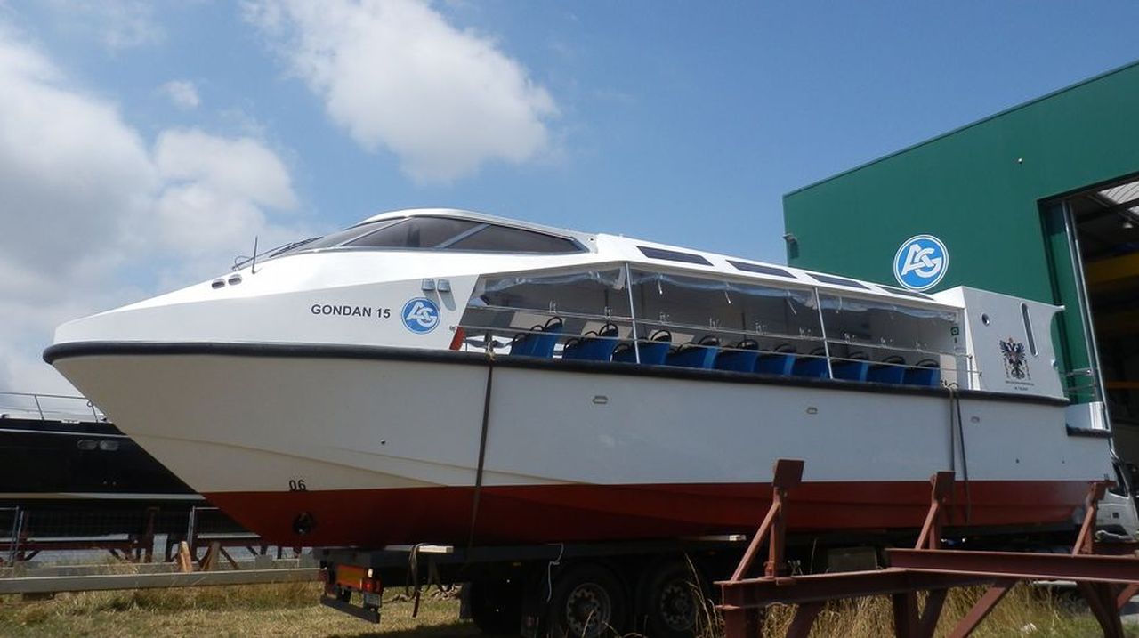 Gondán construye un barco para navegar por La Mancha