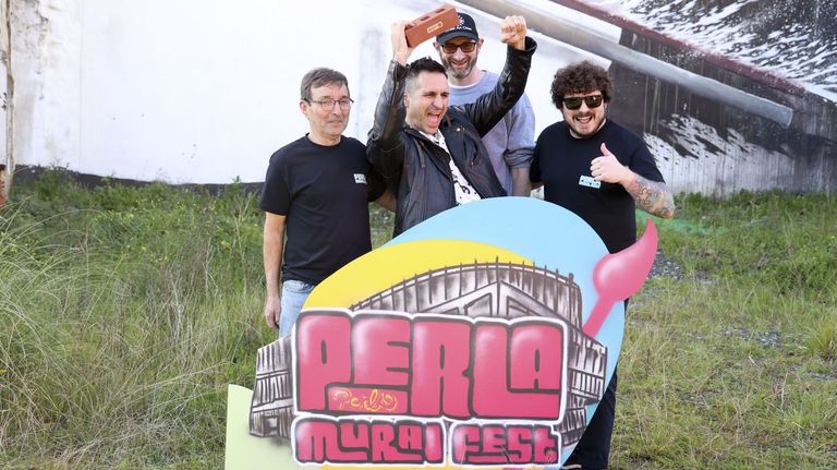 Fene, de moda con el Mejor Mural del Mundo: «Esta pequeña ciudad renace ...