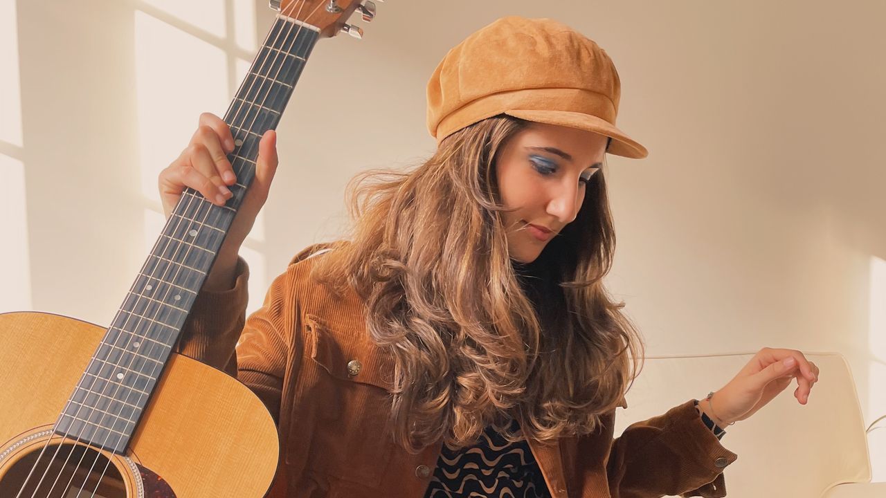Lina, una promesa musical que ha compuesto más de 300 canciones