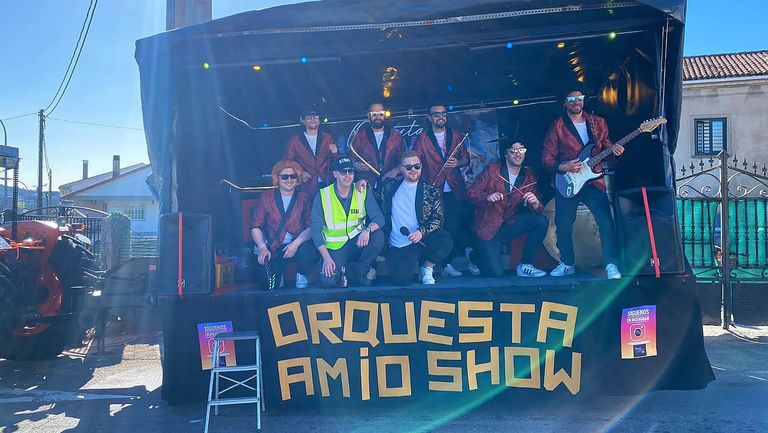 Amio, el barrio de Santiago que todo «festeiro» desearía