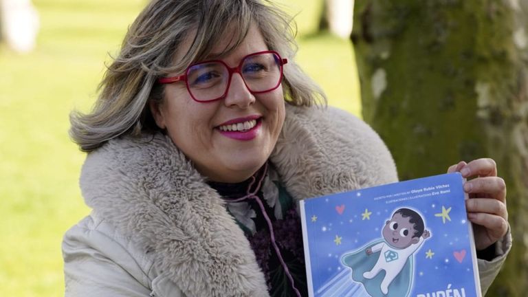 Olaya Rubio, autora del cuento «Rubén. Alma, leche y amor»: «Nombrar la ...
