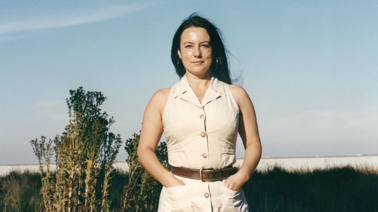 Xerais lanza este xoves «Abonda con vivir», a biografía da poeta ...