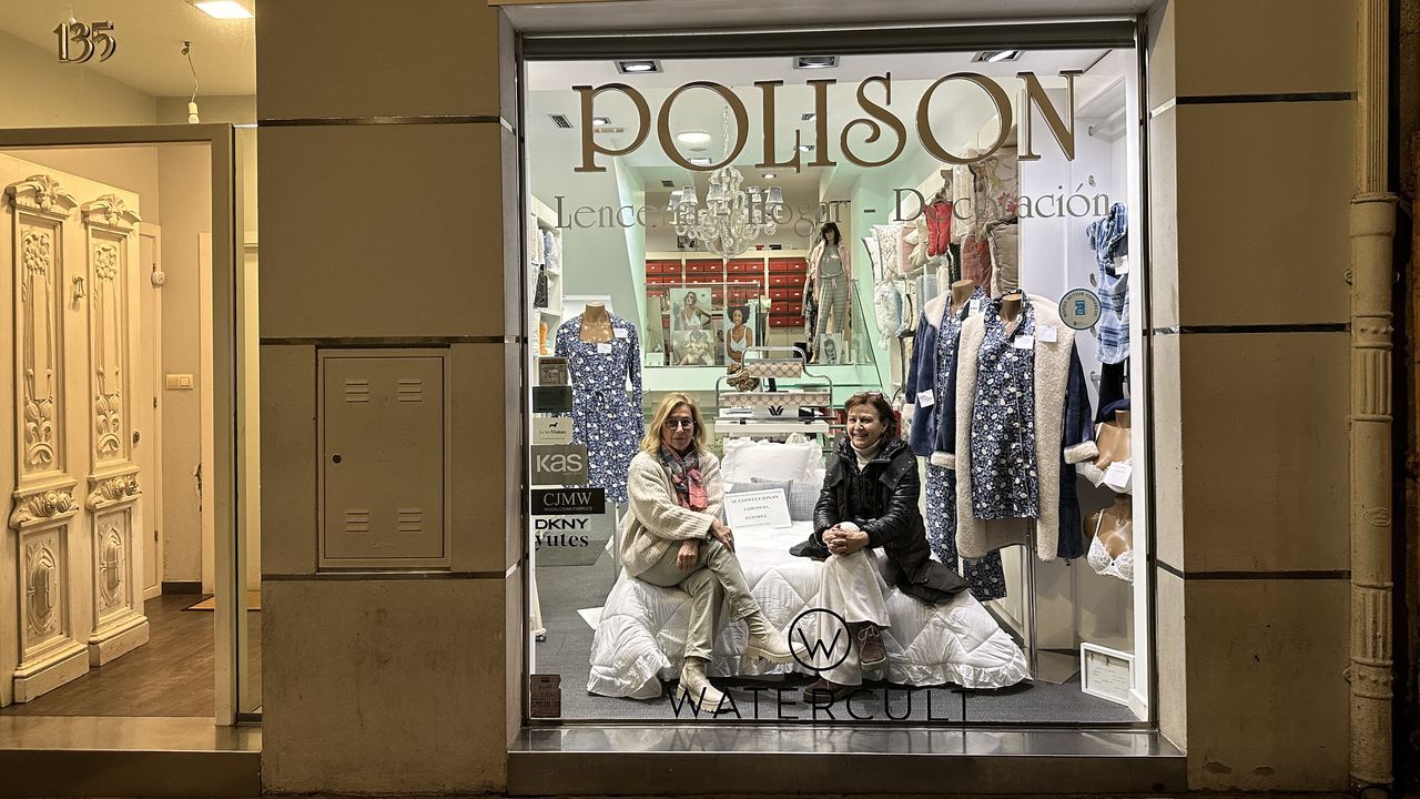 Polison, 34 años vistiendo lo más íntimo en Ferrol