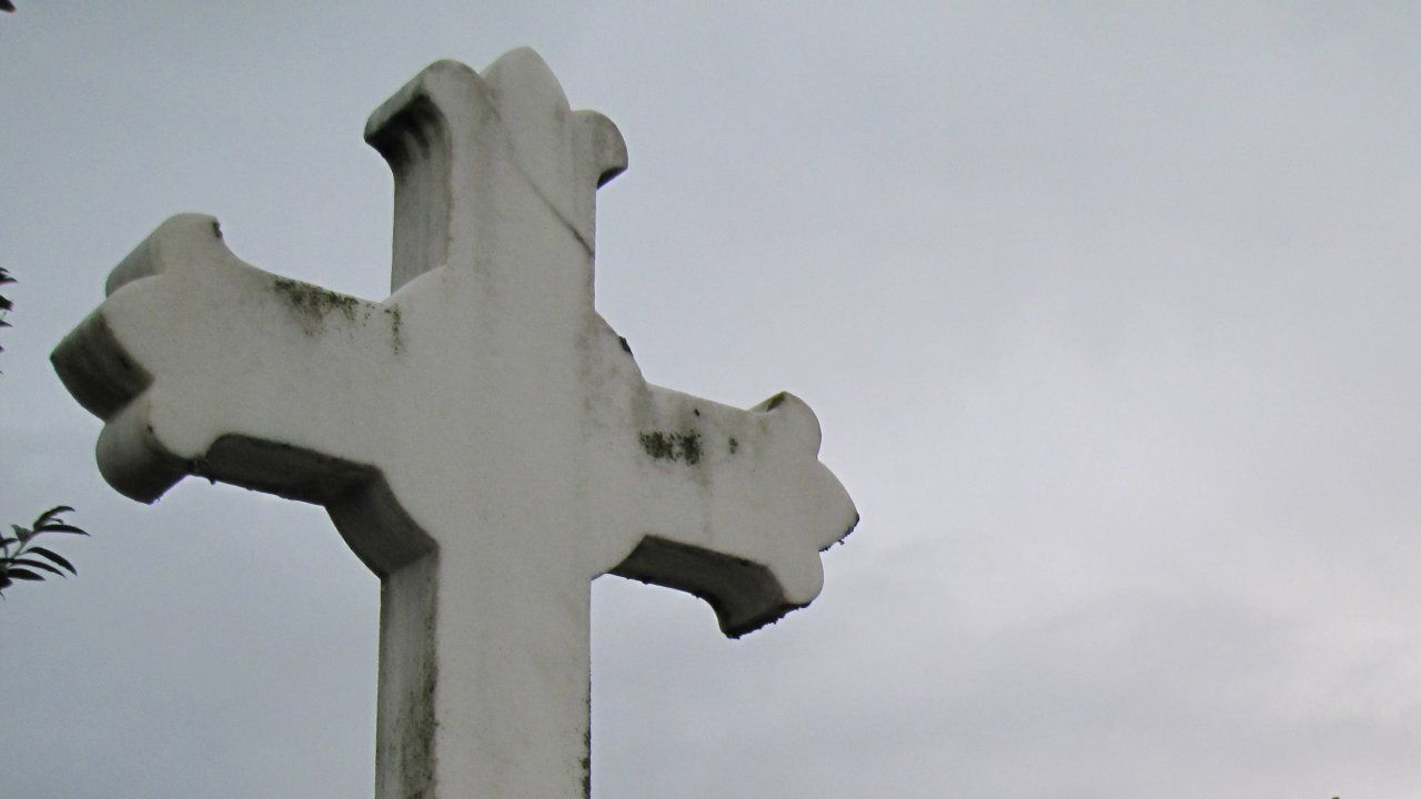 Las campanas de Santa María de Lieiro tocan a despedida: adiós María ...