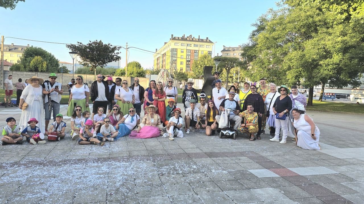 Narón celebró su Entroido de Verán en A Gándara