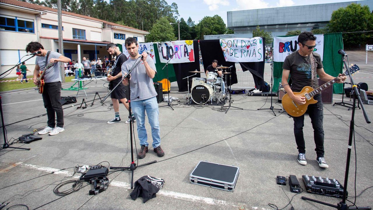 La comunidad educativa del CEIP Marcón entrega 700 euros a la oenegé ...
