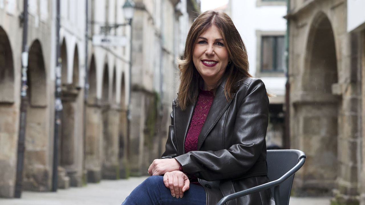 María Solar: «Vivimos de costas á sabedoría dos maiores e iso ímolo pagar»