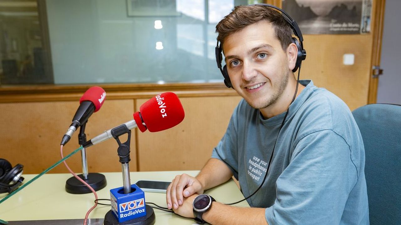 Antón Lestón, en Radio Voz este mes de agosto