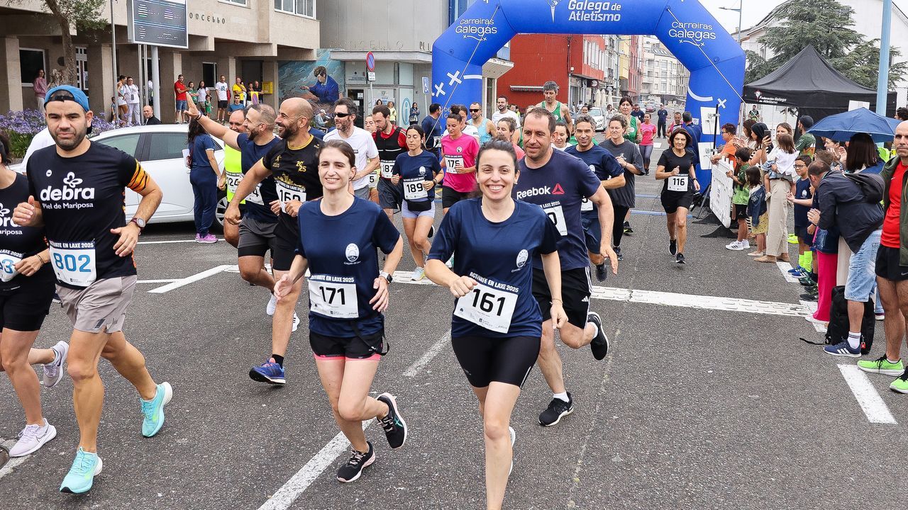 Kiko Roca y Natalia Rivas triunfan en la primera carrera de Laxe