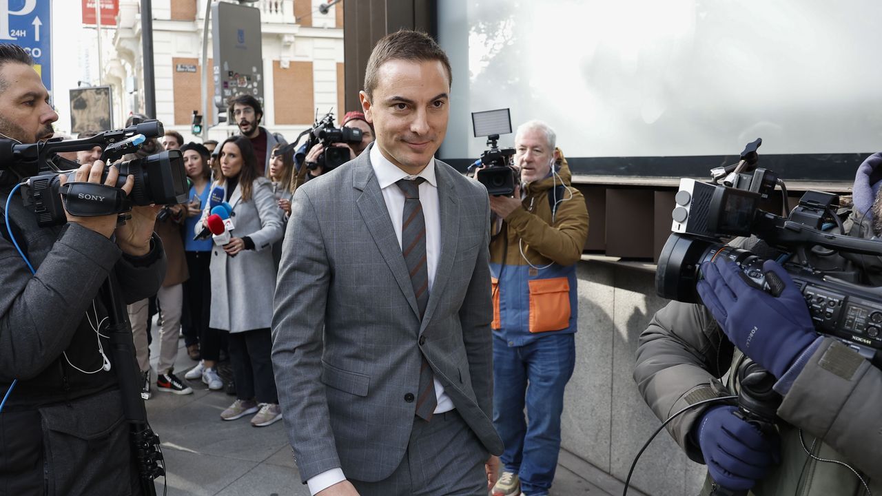 Lobato acredita que la Moncloa le envió la confesión de fraude de la ...