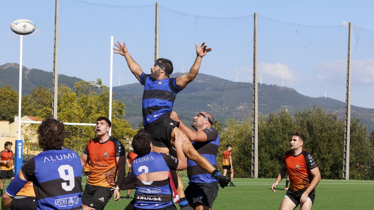 Os Ingleses continúa a súa xeira triunfal a costa do Pontevedra RC e ...