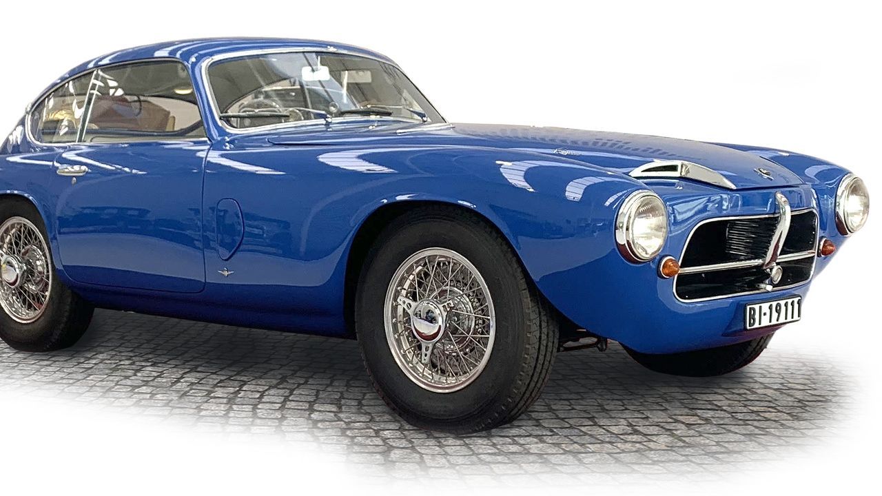 Pegaso Z-102: Anomalía única