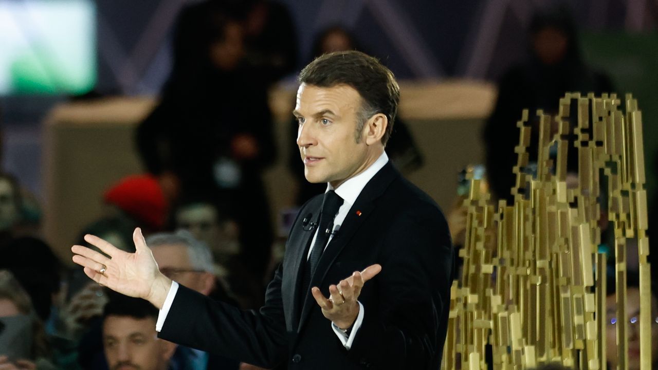 Macron trata de que Europa pinte algo en el mundo de la inteligencia ...