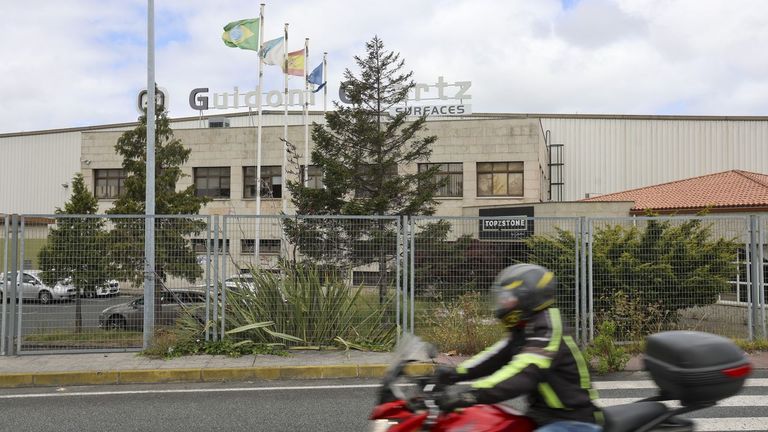 Guidoni ve viable la fábrica de Narón y garantiza que no la cerrará