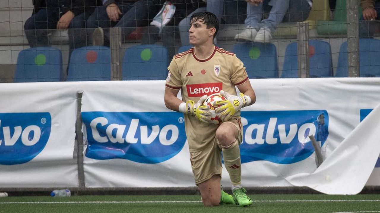 El portero asturiano Rabanillo fue el mejor jugador del Compostela en la primera vuelta