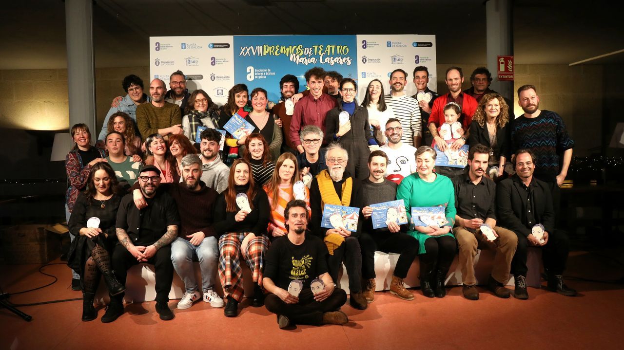 «Ás oito da tarde, cando morren as nais» e «As que limpan», favoritas ...