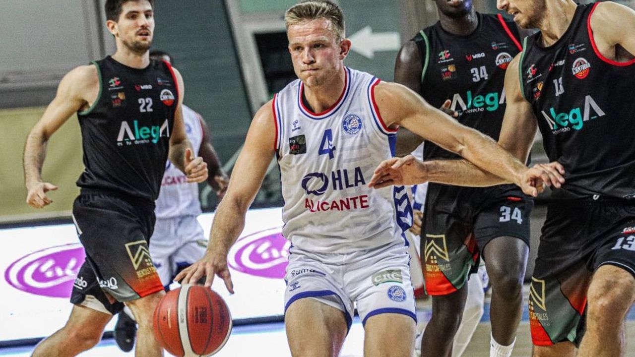 Brad Davison se va del Alicante para entrenar en Wisconsin