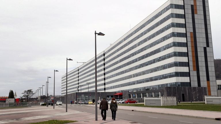 El HUCA se consolida como el primer hospital de España en ...