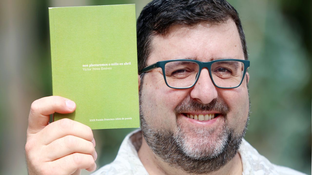Víctor Pérez, poeta de Nigrán: «Este poemario insiste en que hai que ...