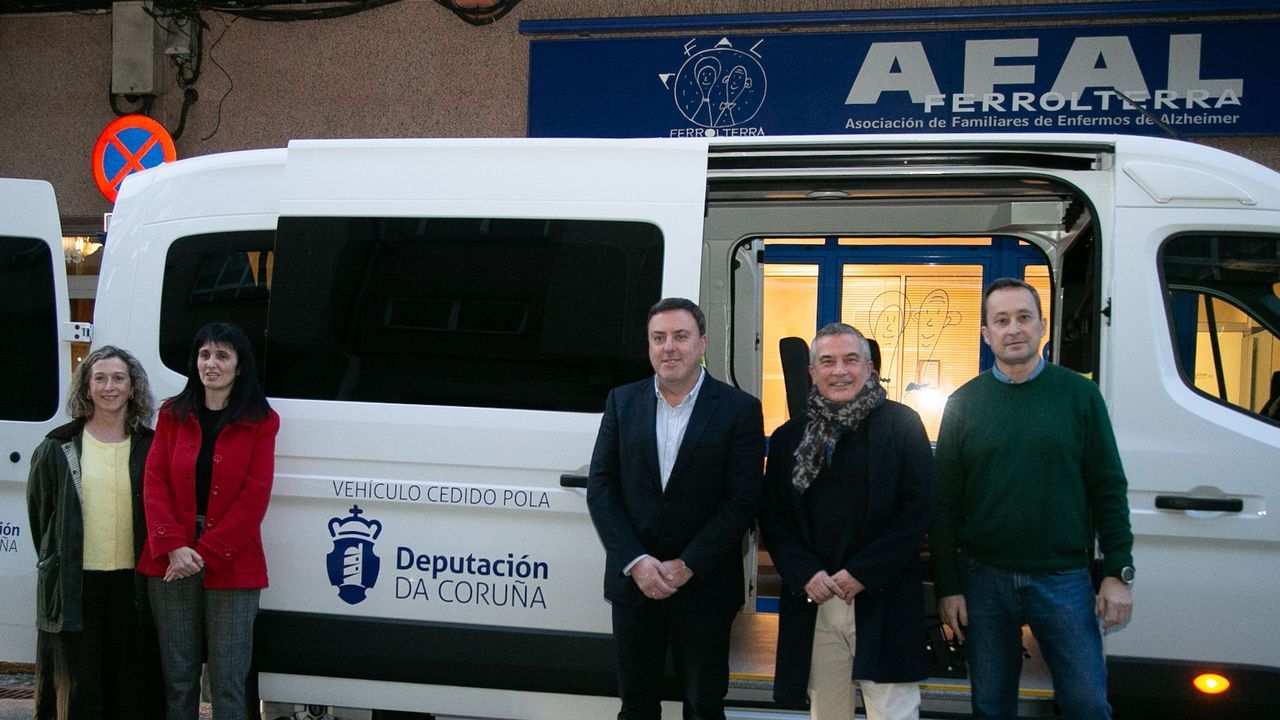 La Diputación entrega un nuevo vehículo adaptado a Afal