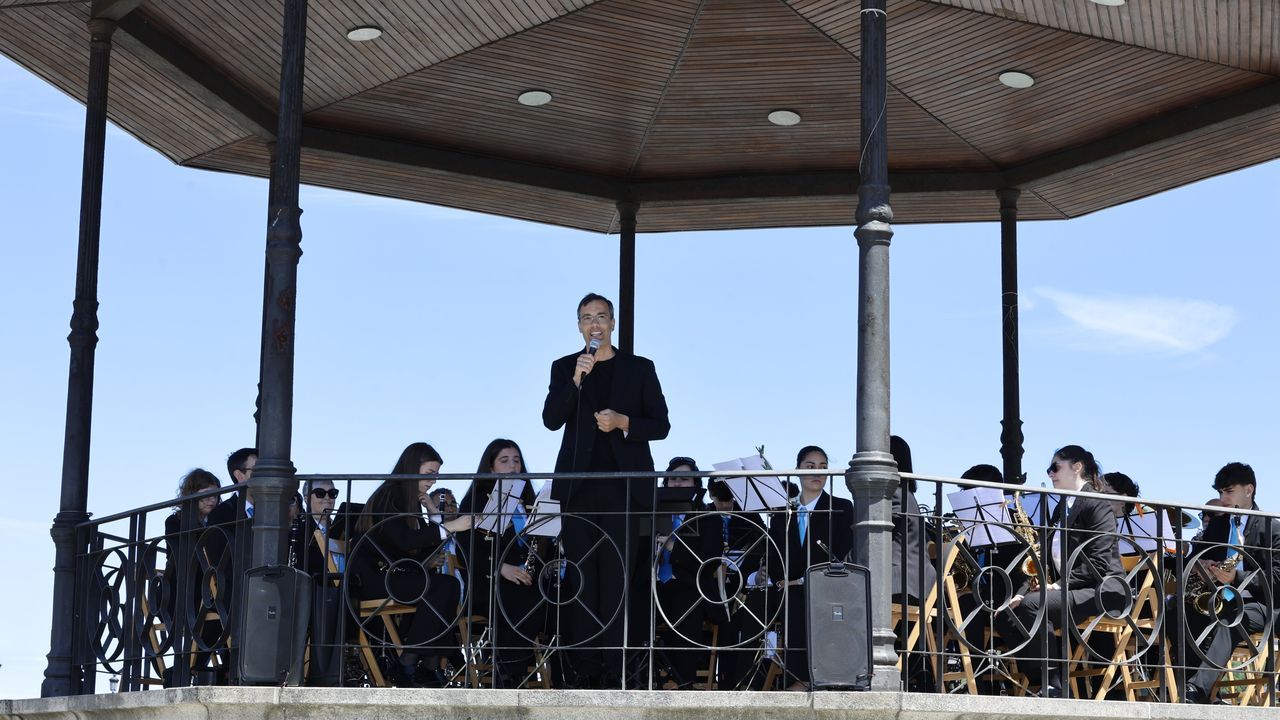 A Banda O Landro de Viveiro organiza un obradoiro de construción de ...