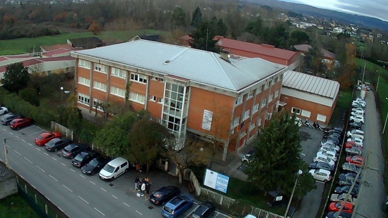 El instituto A Pinguela de Monforte celebra este viernes sus 40 años