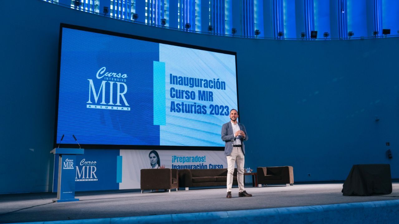 La inteligencia artificial gana peso en la formación de los MIR: así la ...